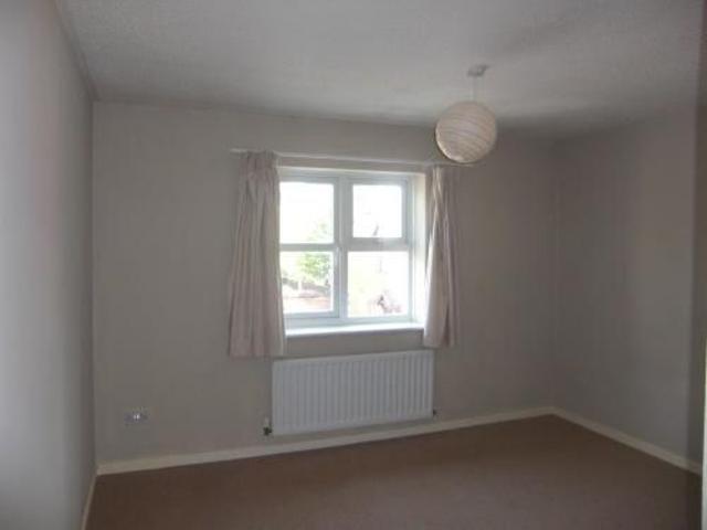 2 bedroom house to rent