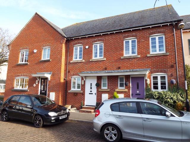 2 bedroom house to rent
