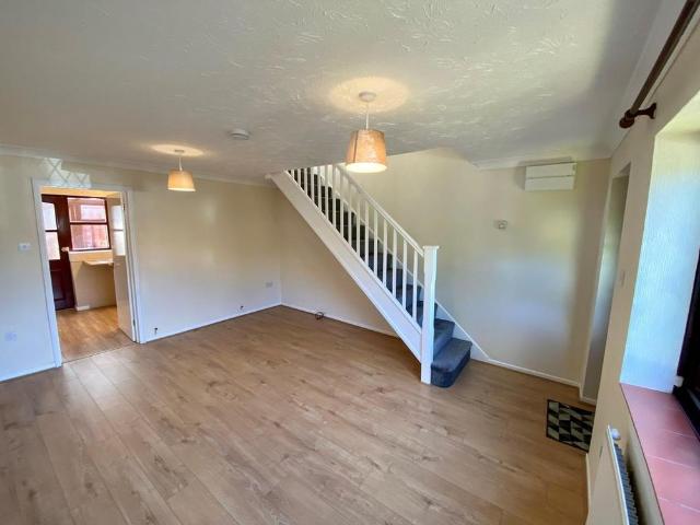 2 bedroom house to rent