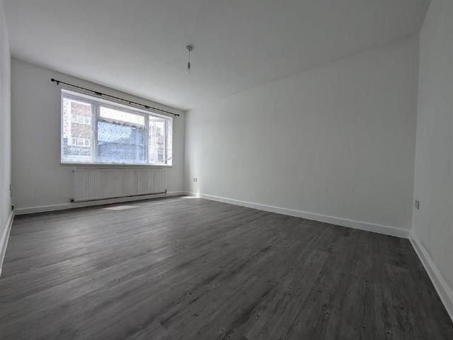 2 bedroom house to rent