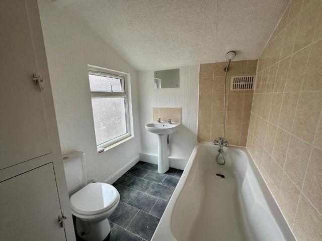 2 bedroom house to rent