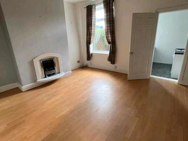 2 bedroom house to rent