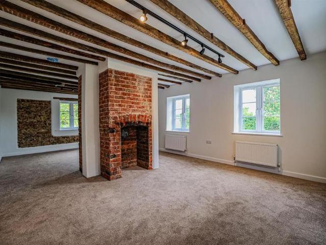 2 bedroom house to rent