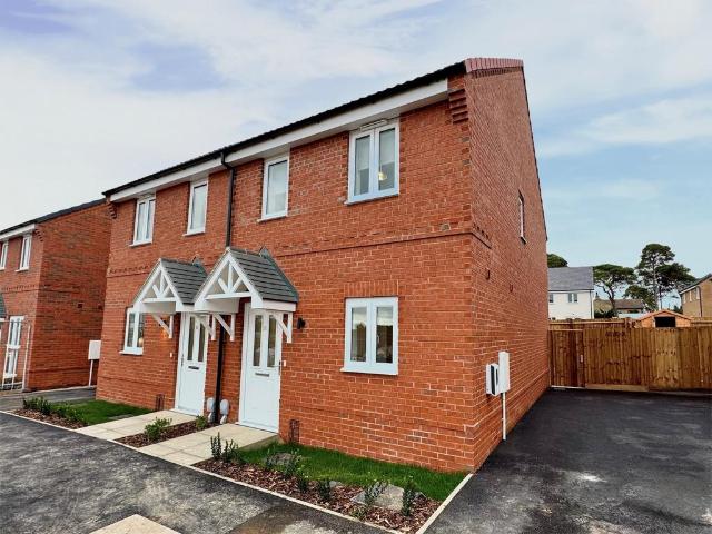 2 bedroom house to rent