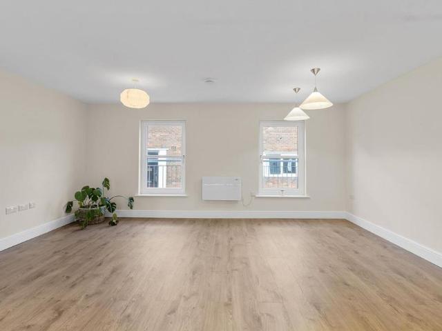 2 bedroom house to rent