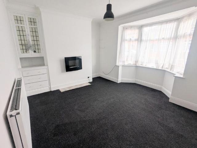 2 bedroom house to rent