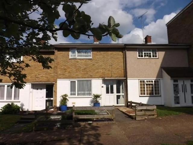 2 bedroom house to rent