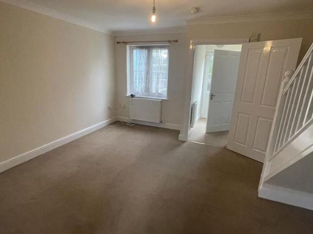2 bedroom house to rent