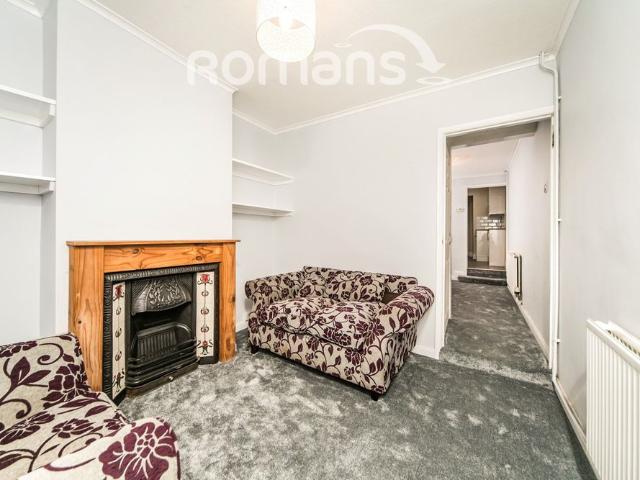 2 bedroom house to rent