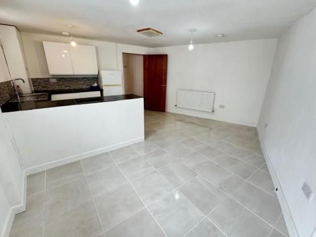 2 bedroom house to rent