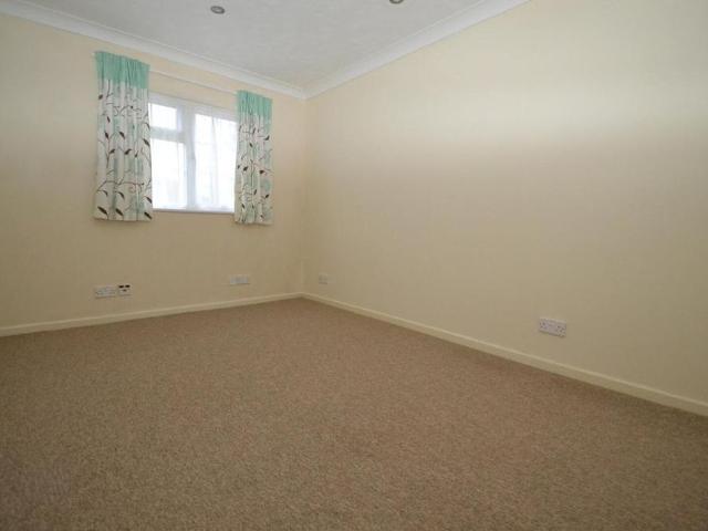 2 bedroom house to rent