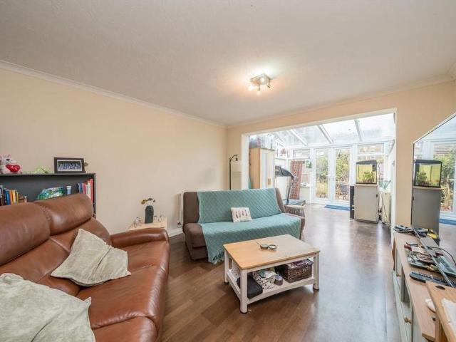 2 bedroom house to rent
