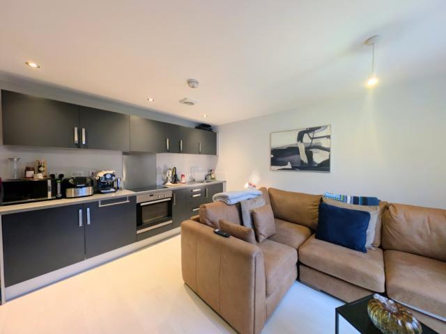 2 bedroom house to rent