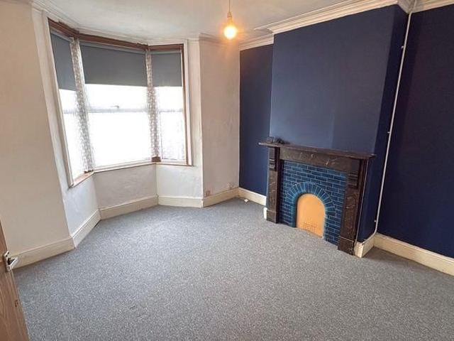 2 bedroom house to rent