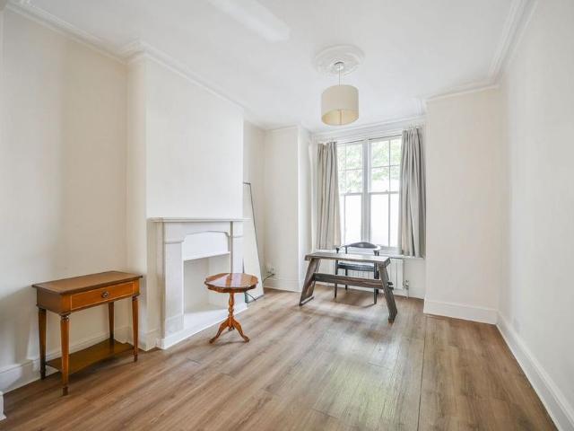 2 bedroom house to rent