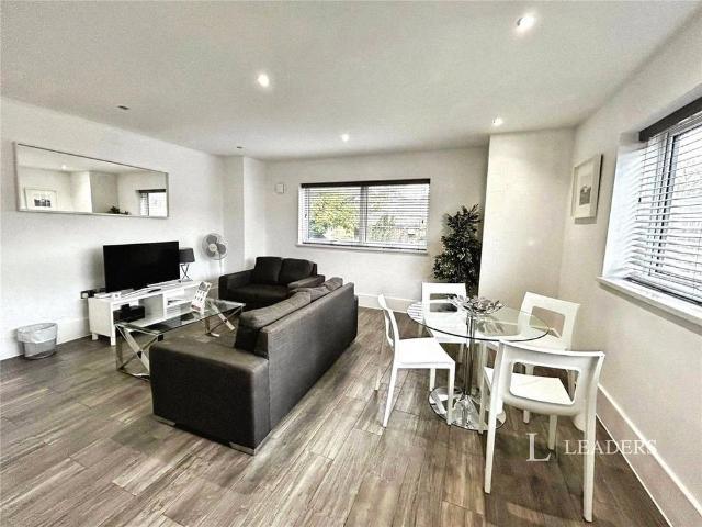 2 bedroom house to rent