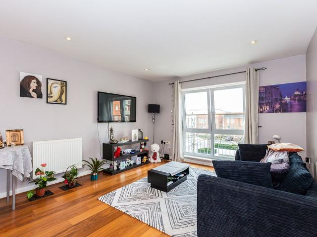 2 bedroom house to rent