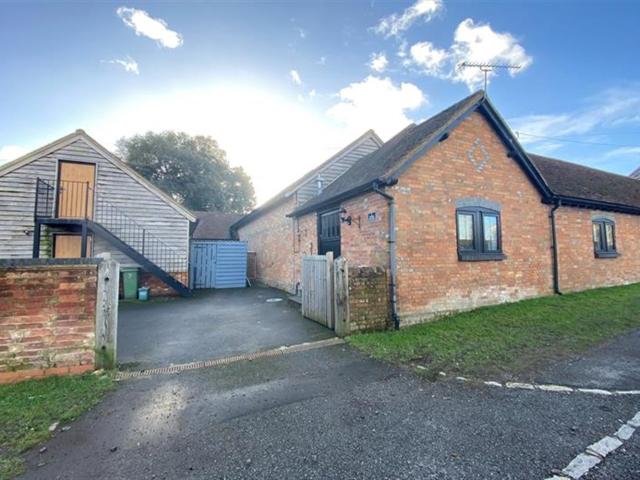 2 bedroom house to rent