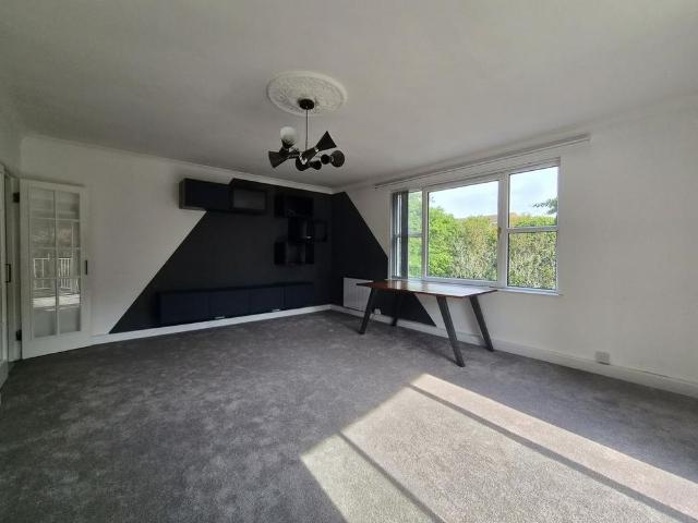 2 bedroom house to rent