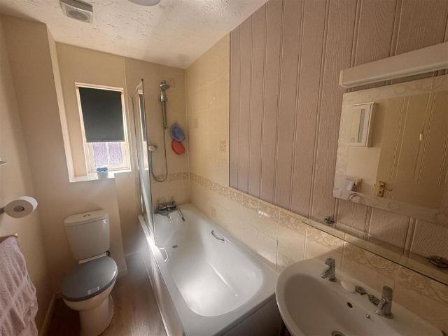 2 bedroom house to rent