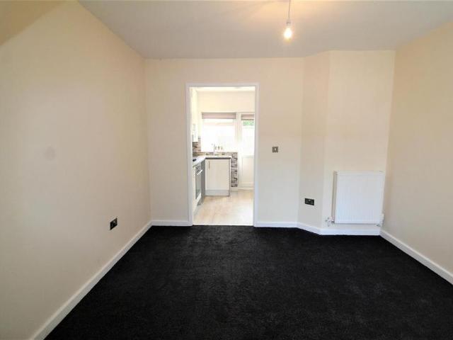 2 bedroom house to rent