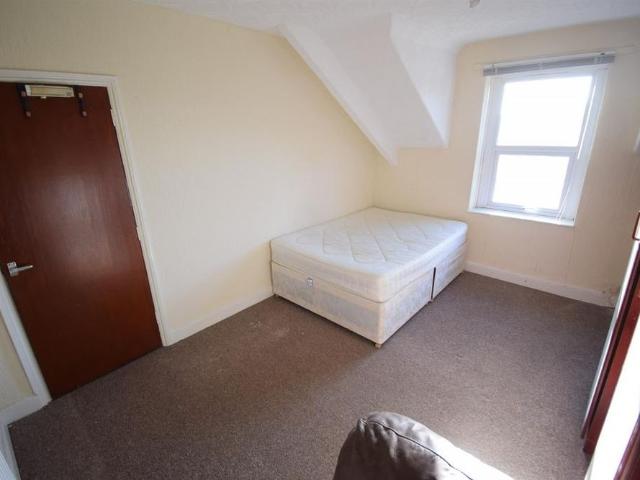 2 bedroom house to rent