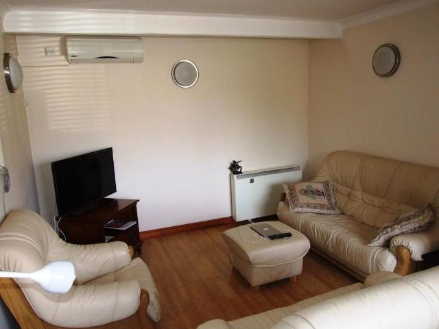 2 bedroom house to rent