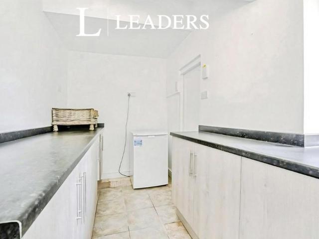2 bedroom house to rent