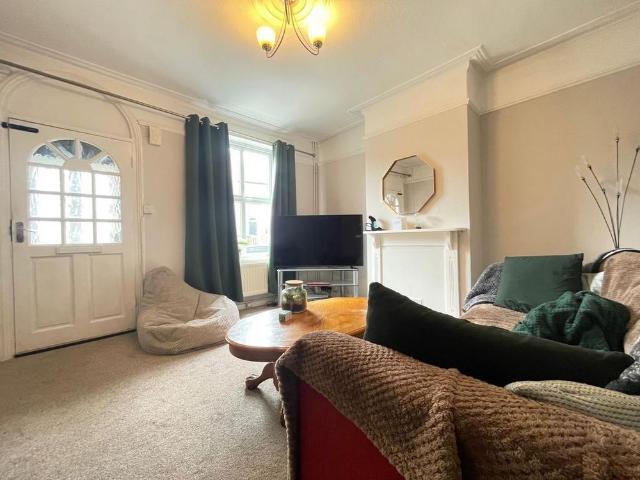 2 bedroom house to rent