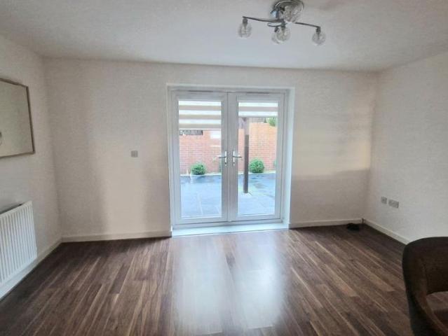 2 bedroom house to rent