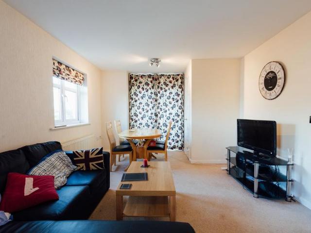 2 bedroom house to rent