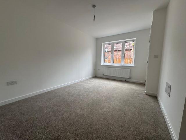 2 bedroom house to rent