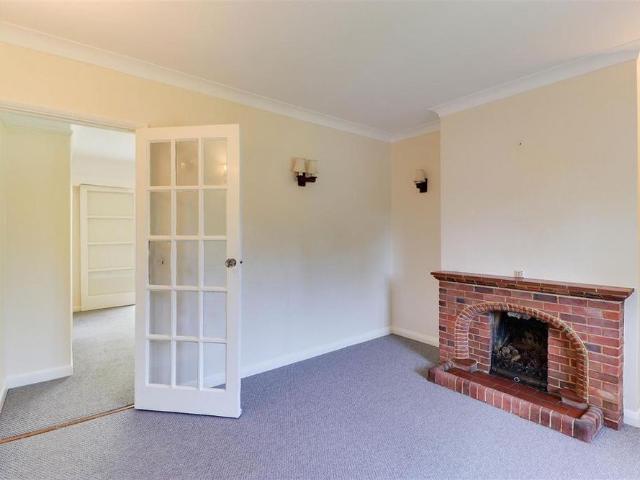 2 bedroom house to rent