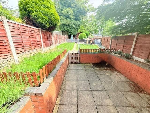 2 bedroom House To Rent