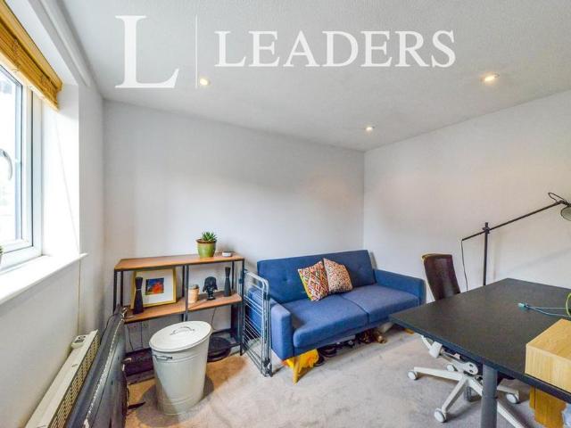 2 bedroom house to rent