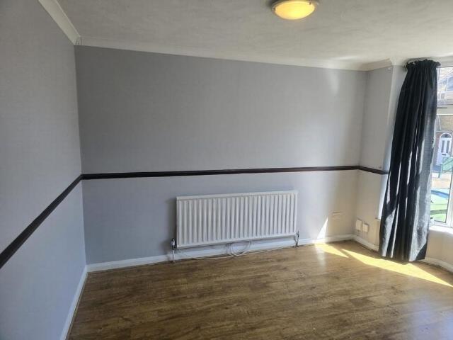 2 bedroom house to rent