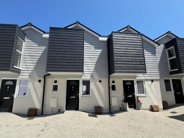 2 bedroom house to rent