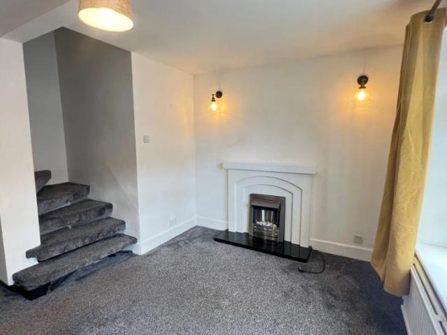 2 bedroom house to rent