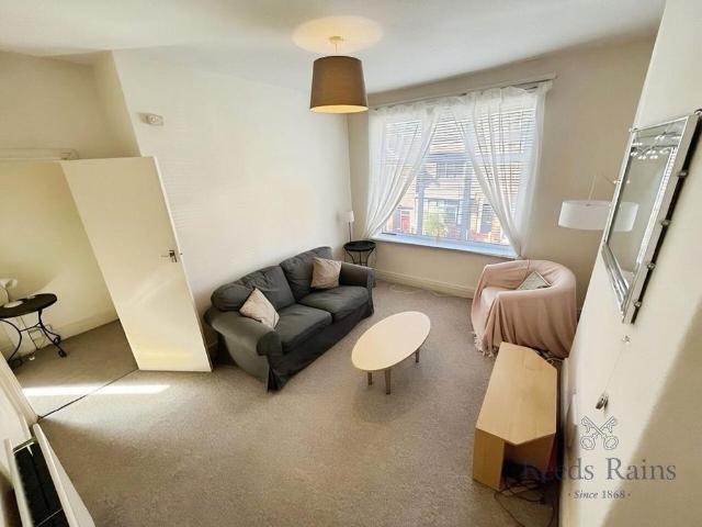 2 bedroom house to rent