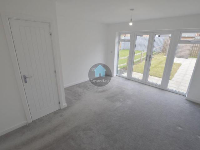 2 bedroom house to rent