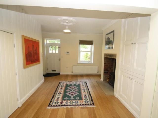 2 bedroom house to rent