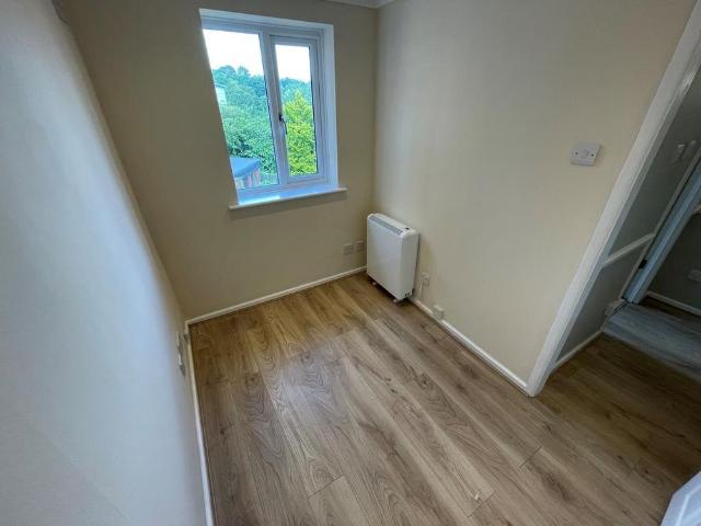 2 bedroom house to rent