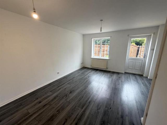 2 bedroom house to rent