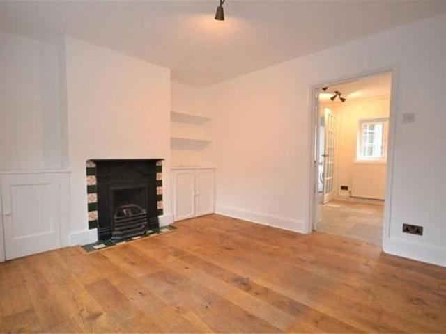 2 bedroom house to rent