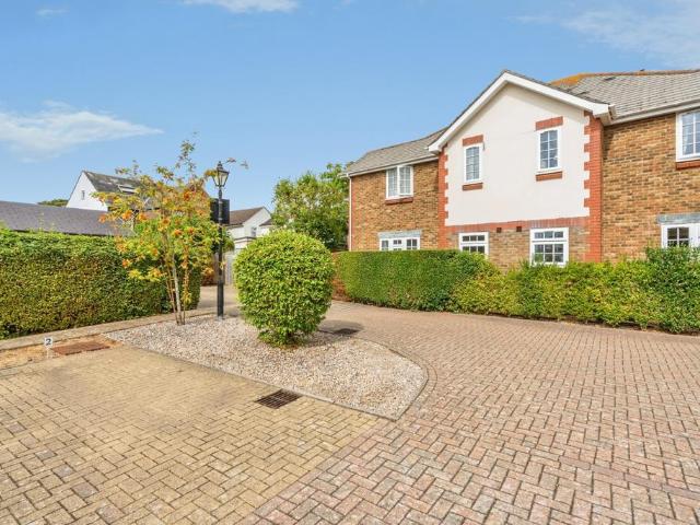 2 bedroom house to rent