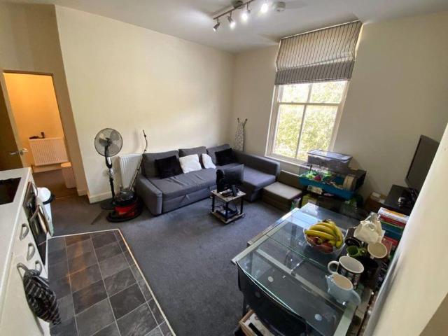 2 bedroom house to rent