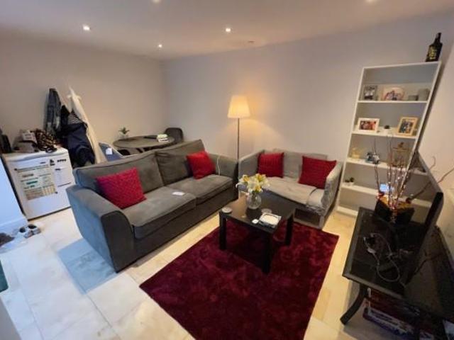 2 bedroom house to rent