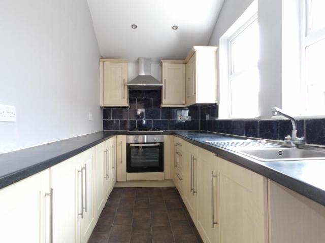 2 bedroom house to rent