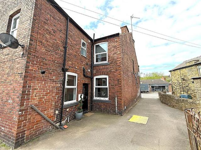 2 bedroom house to rent