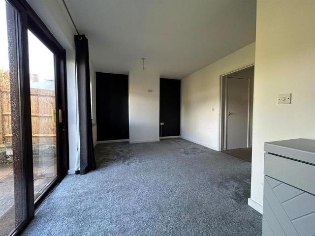 2 bedroom house to rent
